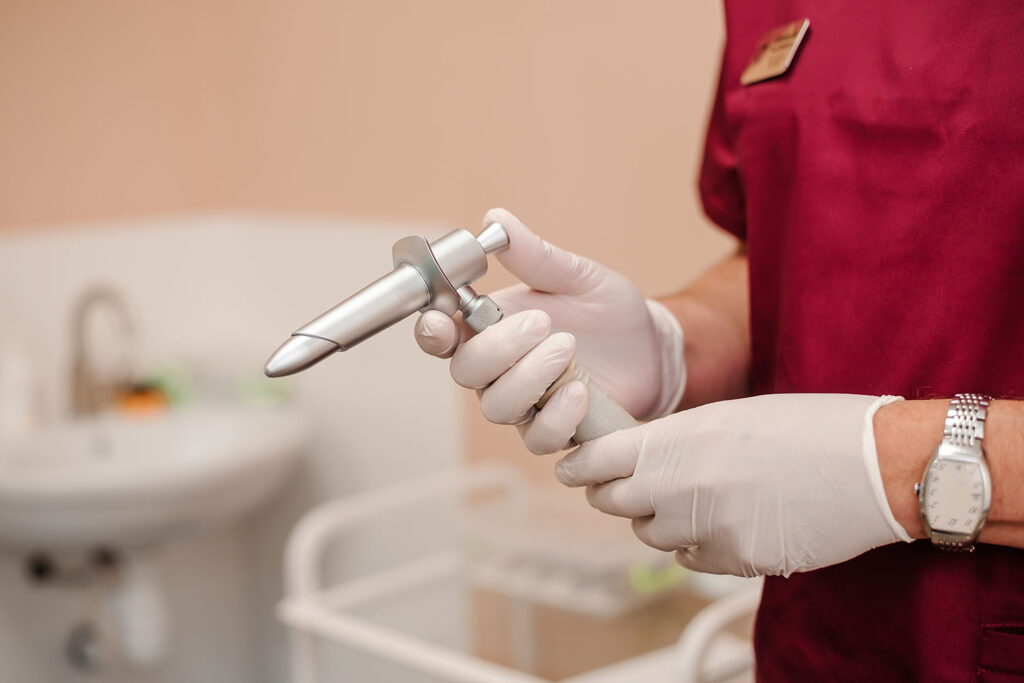 Proctoscope Use - Eremedium